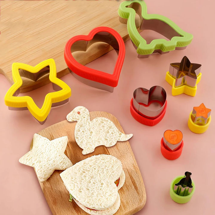 3/4 Pcs Sandwich Cutters Set for Children Kids Dinosaur Heart Star ...