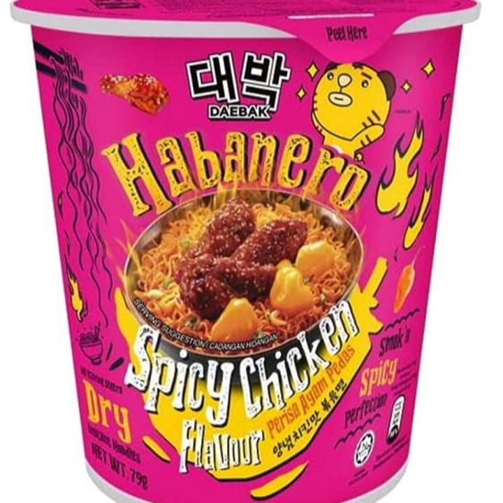 Daebak Habanero Spicy Chicken Flavour Cup by Shangi Ghost Pepper Range ...