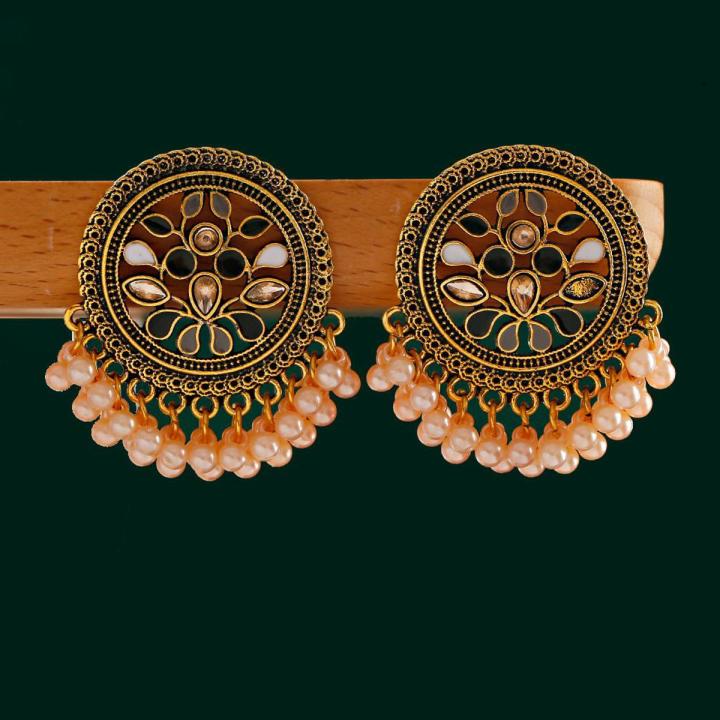 Fashionable Trendy Stud Earring for Women Simple - Trendy Earrings for ...