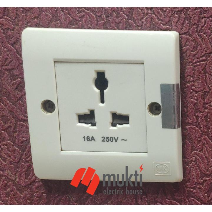 MK Made in Singapore LOGIC SLIMLINE 16A 3 Pin Multy Socket without ...