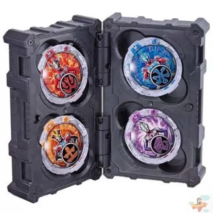 Ultraman's new transformer over 14 years old Rosso Bru Rob Crystal Chip ...