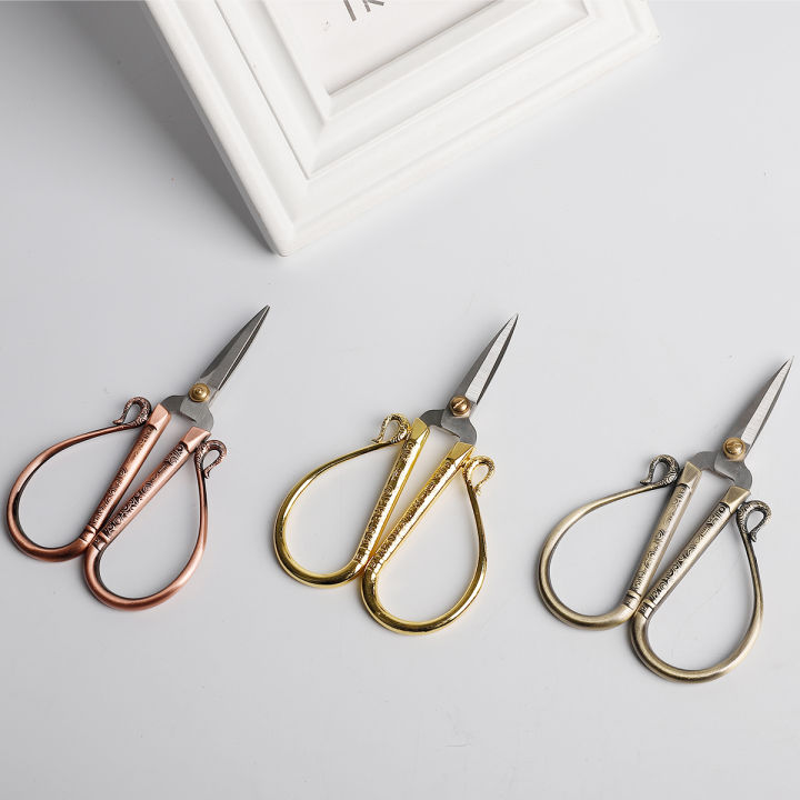 1 Pcs/Pack Stainless Steel Vintage Alloy Handle Xiangyun Scissors ...