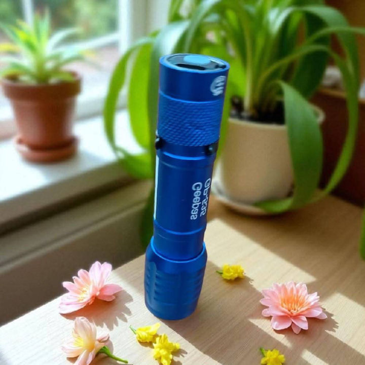 Geepas GP-535 Rechargeable Portable LED Flashlight (Zoom) | Daraz.com.bd