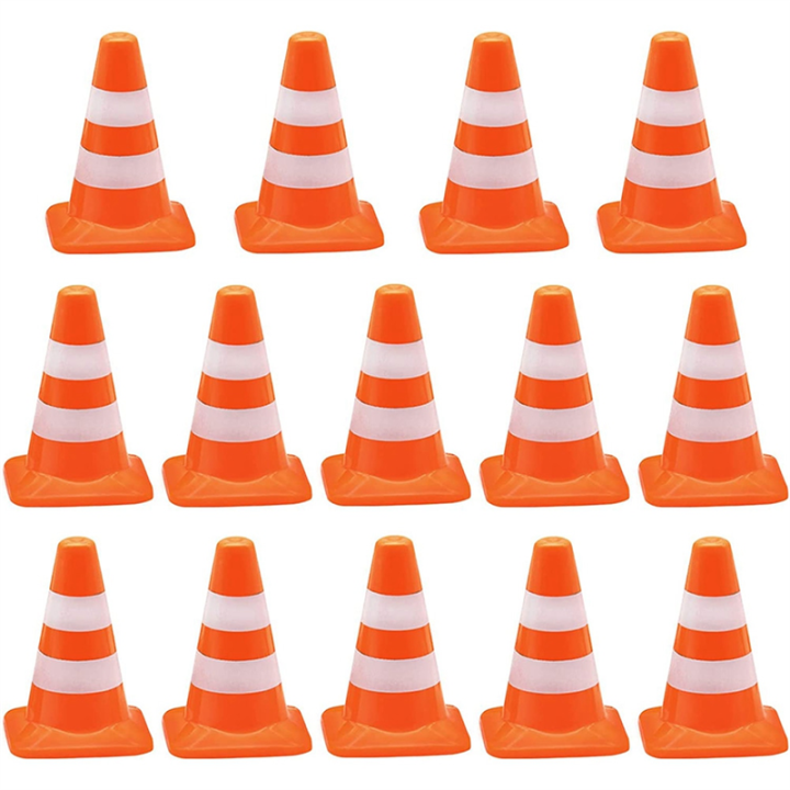14 Pieces Mini Triangle Cone Mini Simulation Safety Cone Triangle Cone ...