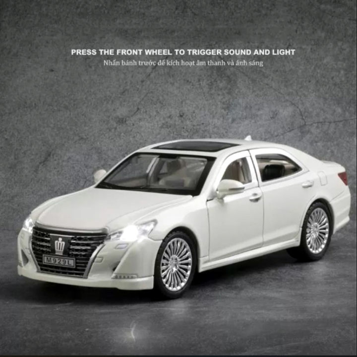 1:24 Toyota Crown Diecast Alloy Car XLG 6 Open Premium Model Vehicle ...