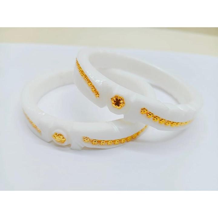 Latest White Golden Design Shakha Pola Bangles. Plastic Sakha Pola For ...