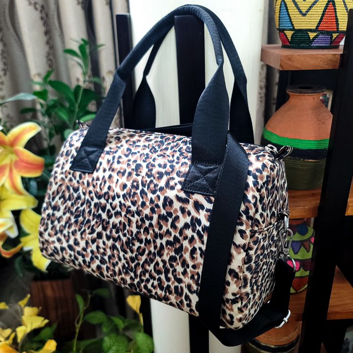 Lotus Duffle Bag | Daraz.com.bd