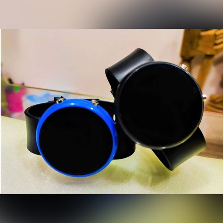 Gorgeous Looking Colorful Round LED Digital Sports Watch , Water ...