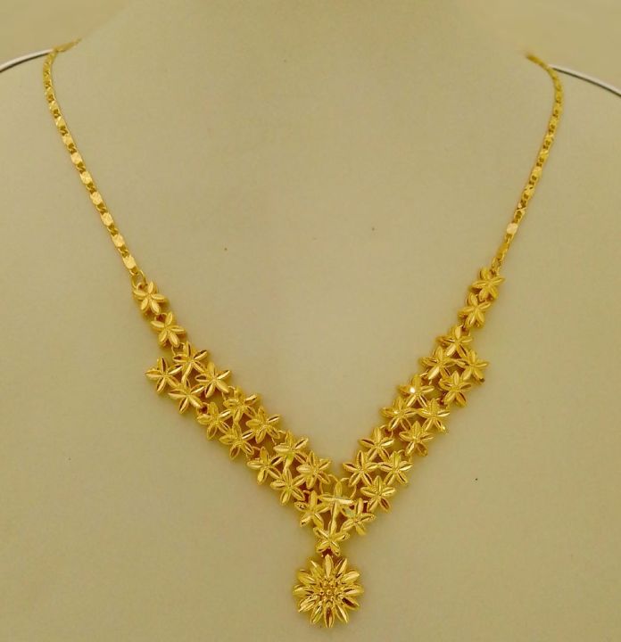 Luxury Design Fashionable New Model Necklace For Women & Girls Party ...