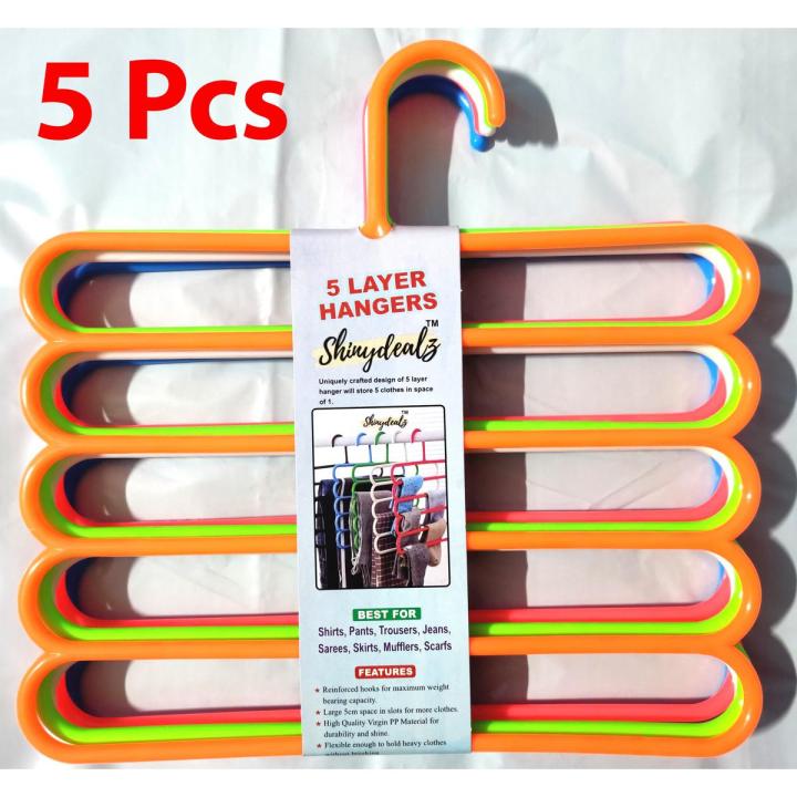 Maximize Wardrobe Space with Space-Saving Multipurpose Hangers - 5 ...