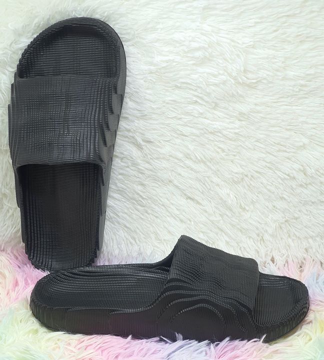 Indispensable -Quality And Durablity -New Fashionable Adilette Textured ...