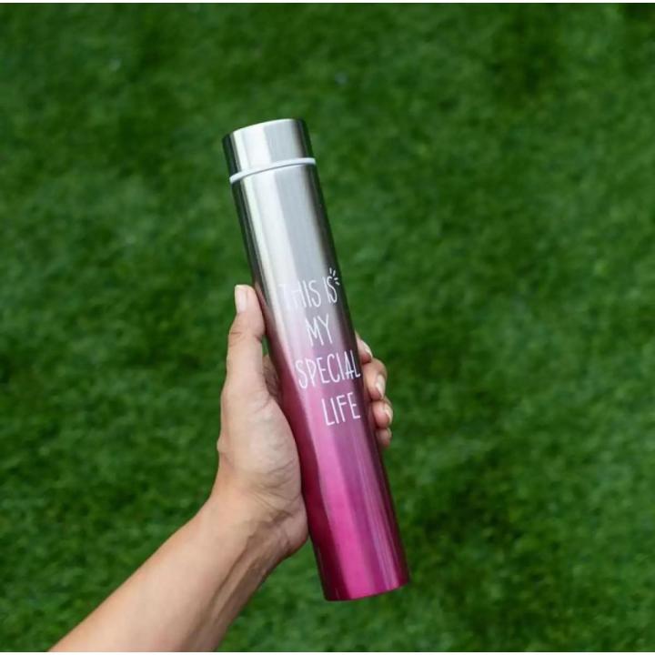 Water Bottle - Stay Hydrated On The Go With This Water Bottle ...
