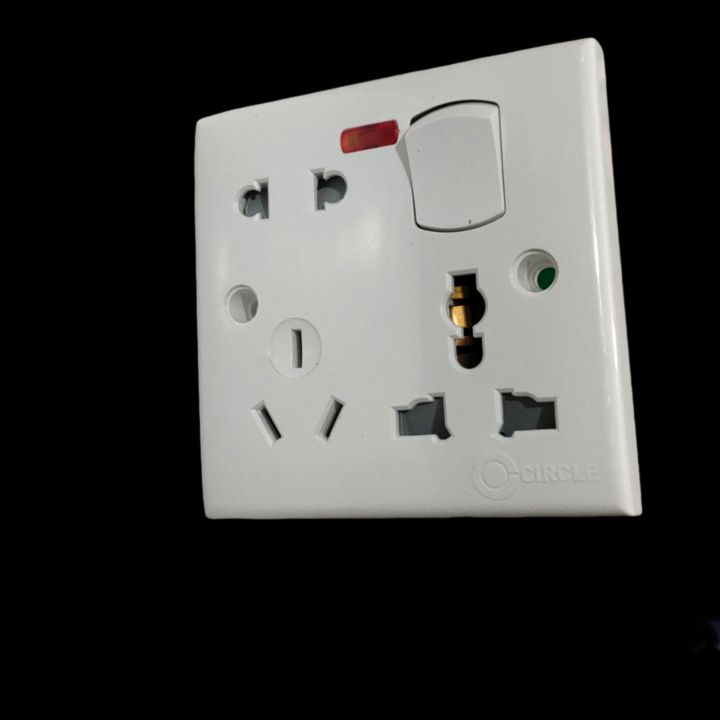 Circle 6 Pin Socket 13A With Switch | Daraz.com.bd