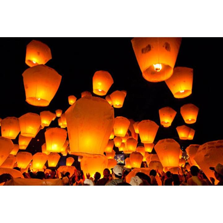 Exclusive Fanush Sky Lantern - 10 Pieces | Daraz.com.bd