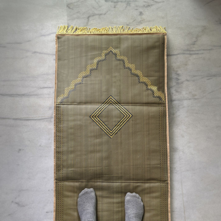 Relax Extra Soft Jaynamaz- Amin Golden | Daraz.com.bd