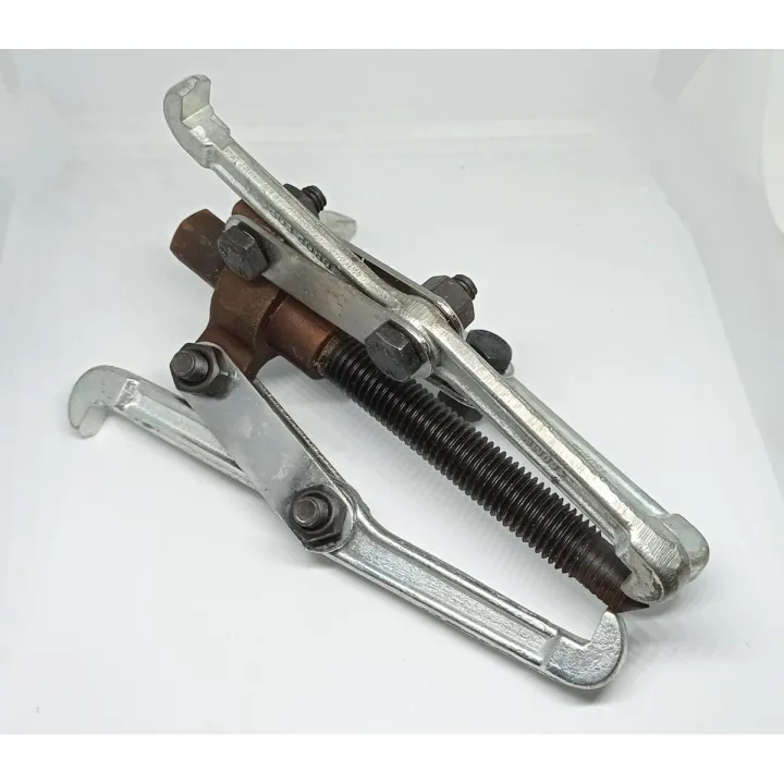 Magneto (Fly Wheel) Pullers (2 in 1) BAJAJ DISCOVER100 (3 LEG TYPE ...