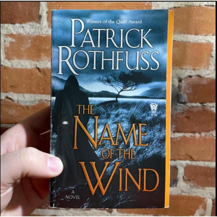 The Name of the Wind ( The Kingkiller Chronicle #1 ) by Patrick ...