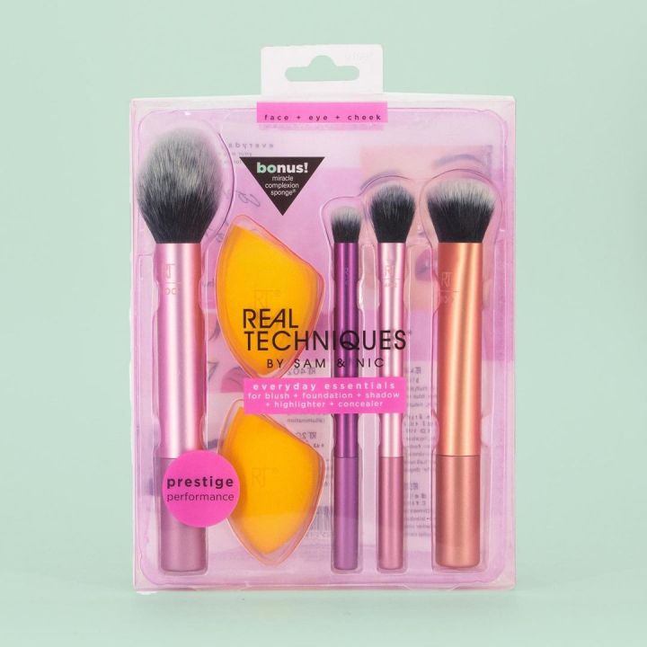 Real Techniques Everyday Essentials Makeup Brush Set - Makeup brush Set | Daraz.com.bd