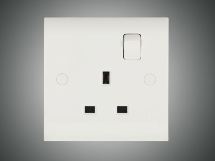 Energypac Elegant Series 13A 3 Pin Flat Socket 3Pin Electrical Wall ...