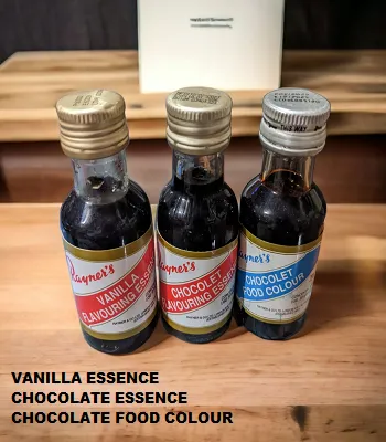 Rayners Chocolate Food Colour + Vanilla Flavour + Chocolate Flavour ...
