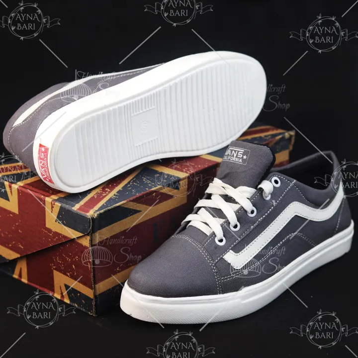 VANS Old Skool Classic Shoes | VANS shoe form man | Shoe for man | Sneakers for man [ Handicraft ...