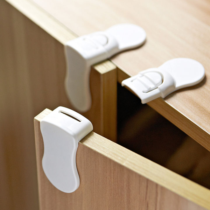 90 degrees Angle Drawer, Cabinet, Corner Lock For Baby & Toddlers ...
