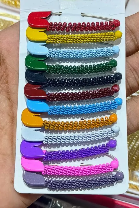 Safety Pins Set Saree and Hijab Safety Locking Pins for Women and Girls ...