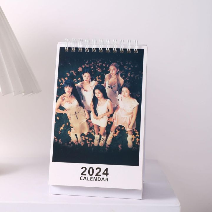 (G) I-DLE Desktop Calendar Kpop (G) I-DLE 2024 Desktop Calendar Gift ...