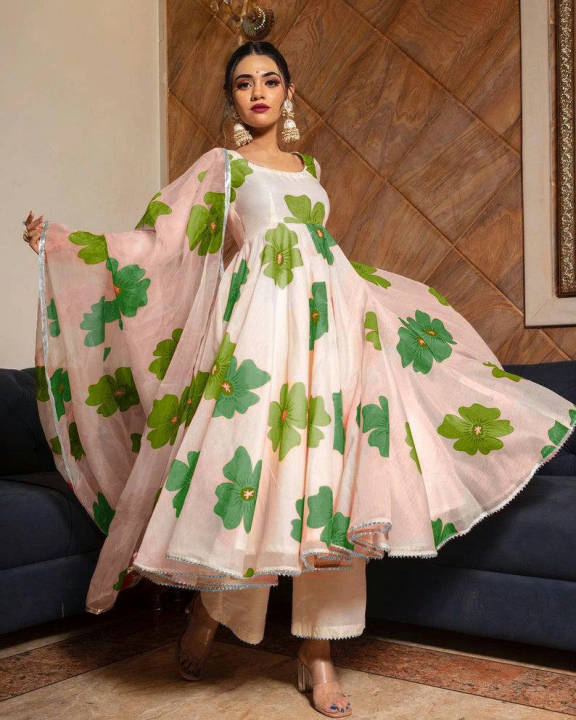 New Exclusive Gown Set | Daraz.com.bd