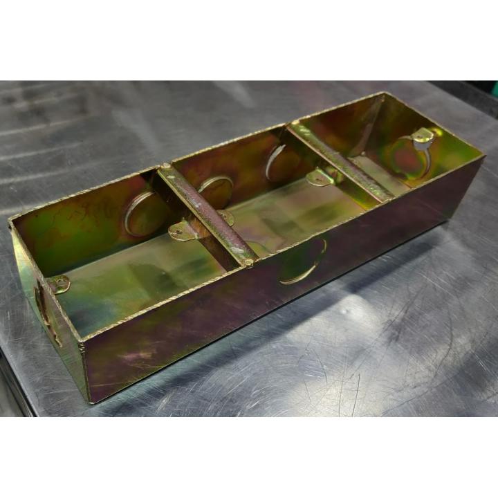 Three Gang Steel Junction Box For Electrical Wiring Square Edge Yellow ...