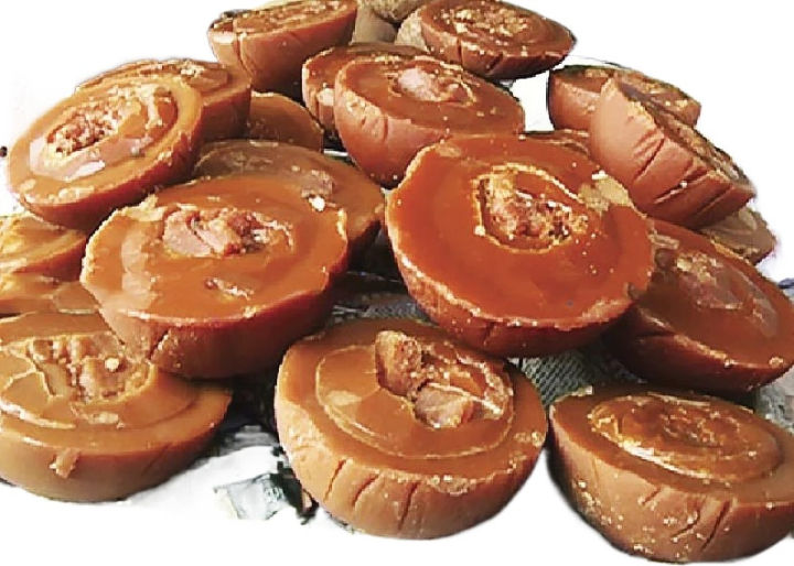 Date molasses is made from date palm juice in its own way | Daraz.com.bd