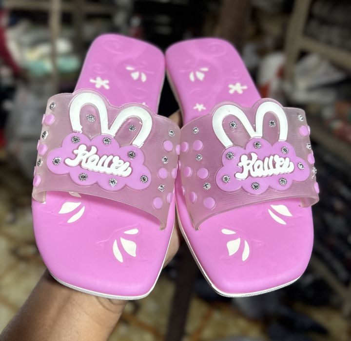 New Cute Design Silicone Upper Flat Slipper Sandals for Girls & Womens ...
