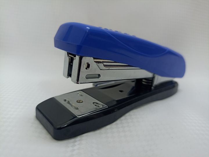 Deli Stapler Machine Large - 1pcs | Daraz.com.bd