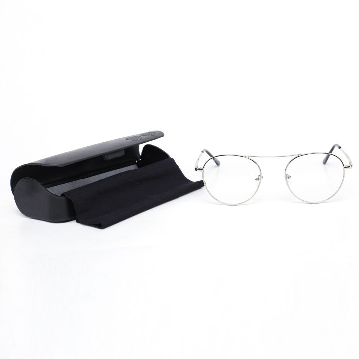 Refined Taste -Understated -Choice and Remark -new optical frame- Avant ...