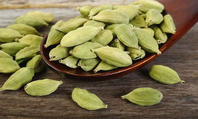 Green Cardamom Elach/Elachi (এলাচ) Jumbo Size (এলাচি) - 50gm | Daraz.com.bd
