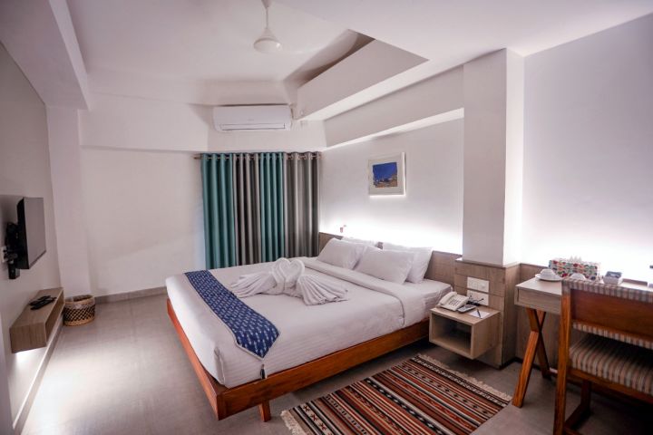 1 Night Package For 2 Adult During Weekdays/Weekend-Hotel Nandini Kings ...