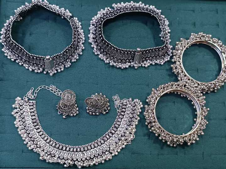 Unique Design puti Mala necklace full set For Girls & Women b | Daraz ...