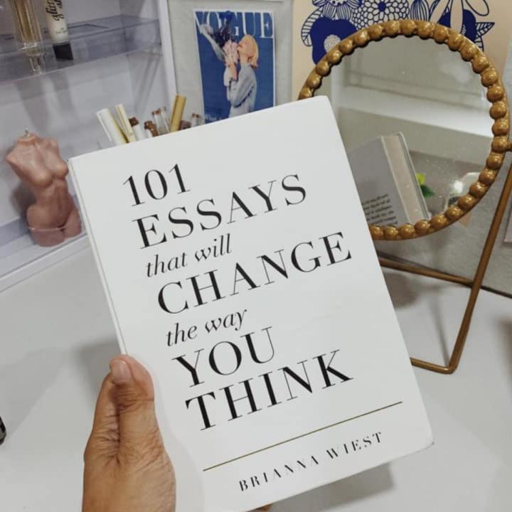 101 Essays That Will Change The Way You Think by Brianna Wiest | Daraz ...
