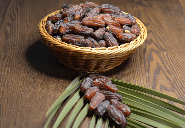 Mabroom Dates- 3 kg box | Daraz.com.bd