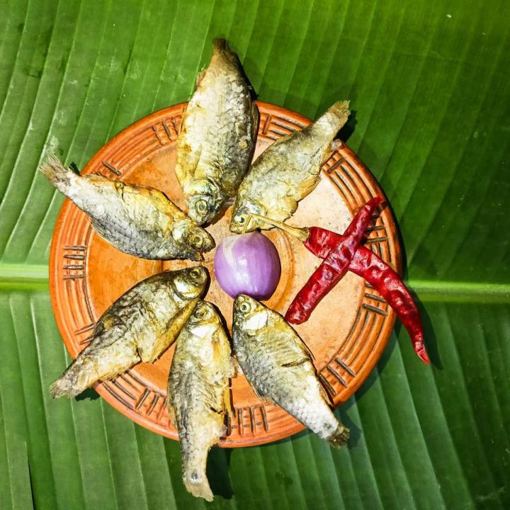 Shutki-Chapa Dry fish-100 gm | Daraz.com.bd