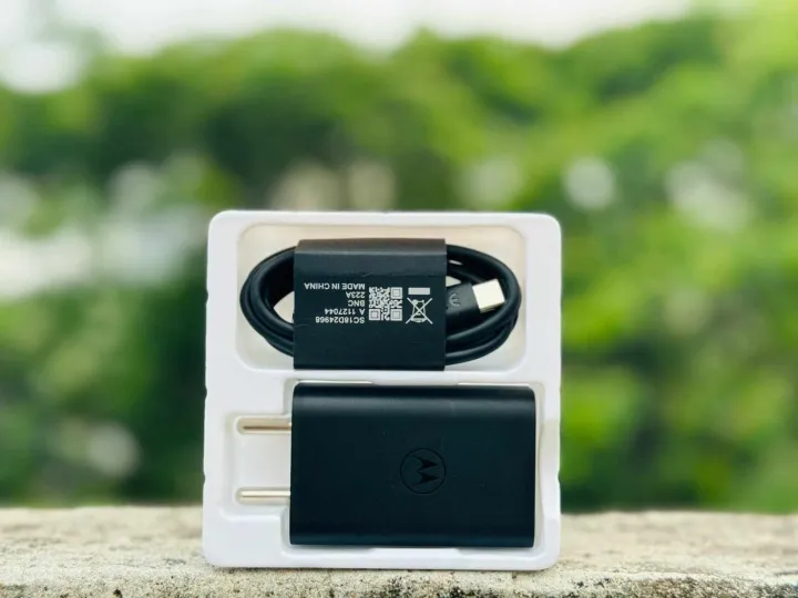 Motorola 68 Watt Universal Dual Port Charger- USB-PD | Daraz.com.bd