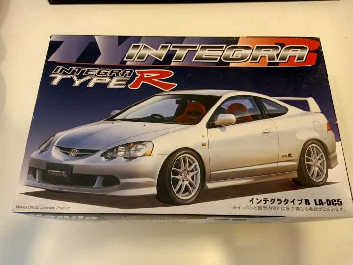 Fujimi Honda Integra Type R DC5 1:24 Scale Model Kit | Daraz.lk
