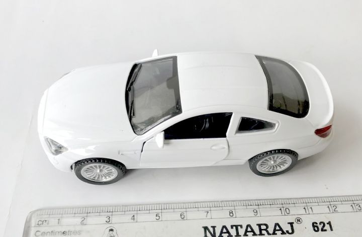 QHT Racer 1:32 Die cast World Racing Cars Collectible Model Cars ML ...