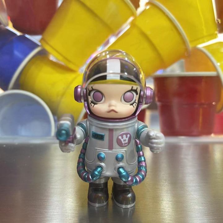 Popmart Mega Mega Collection Space Molly Anniversary Astronaut Blind ...