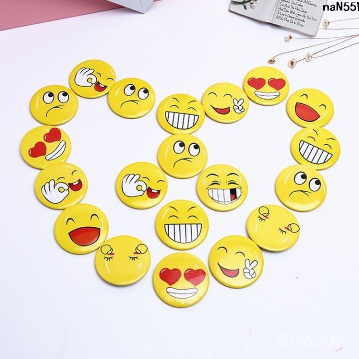 Smiling Waiter Badge Cartoon Reward Brooch dLXA Smile Badge One Large ...