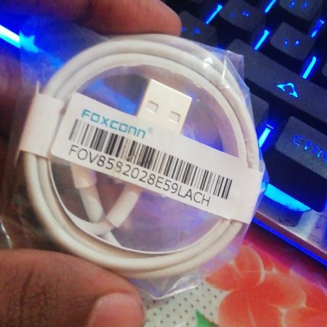 Foxconn Genuine Lightning Data Cable | Daraz.lk