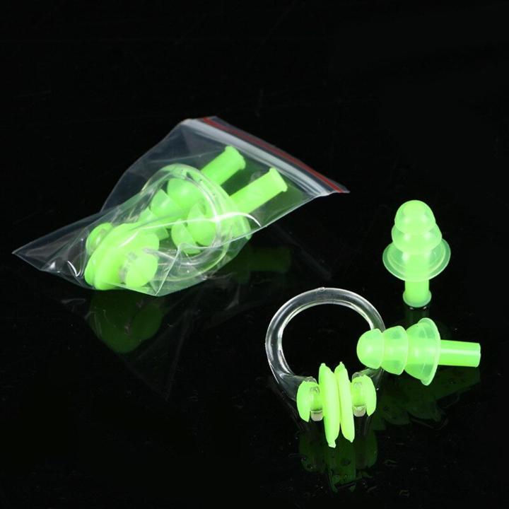 Soft Silicone Swimming Nose Clips + 2 Ear Plugs Earplugs Gear with a ...