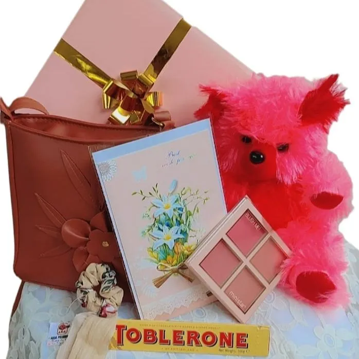 Gift box for your lover anniversary / birthday / Valentine | Daraz.lk