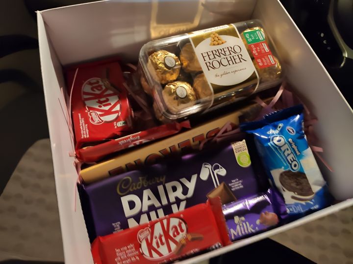 Special hamper value gift box 4 | Daraz.lk