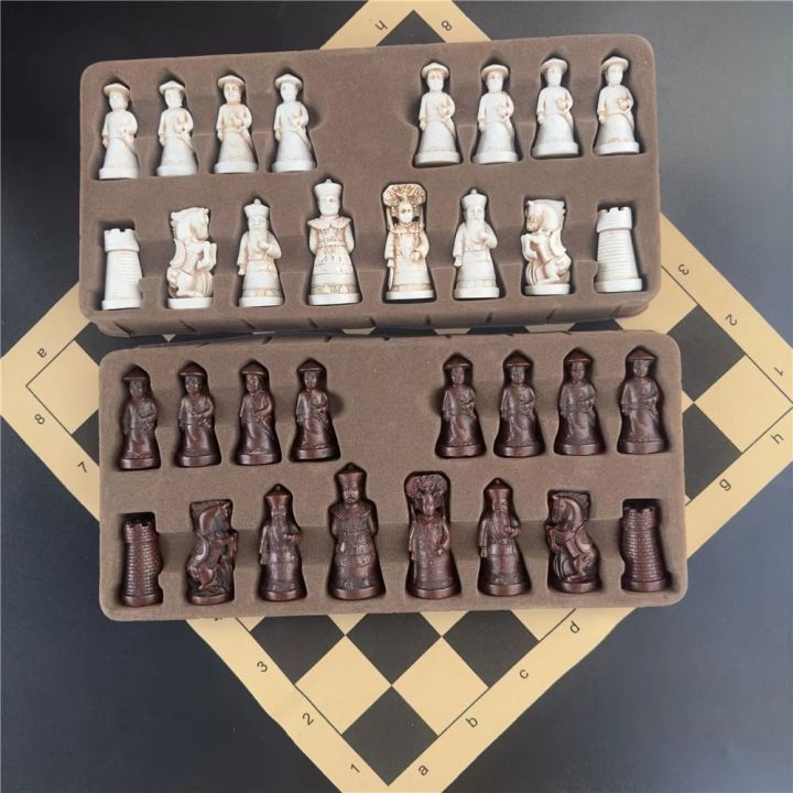 Fun Resin Antique Chess Chess Pieces Trumpet Lifelike Ancient Chinese ...